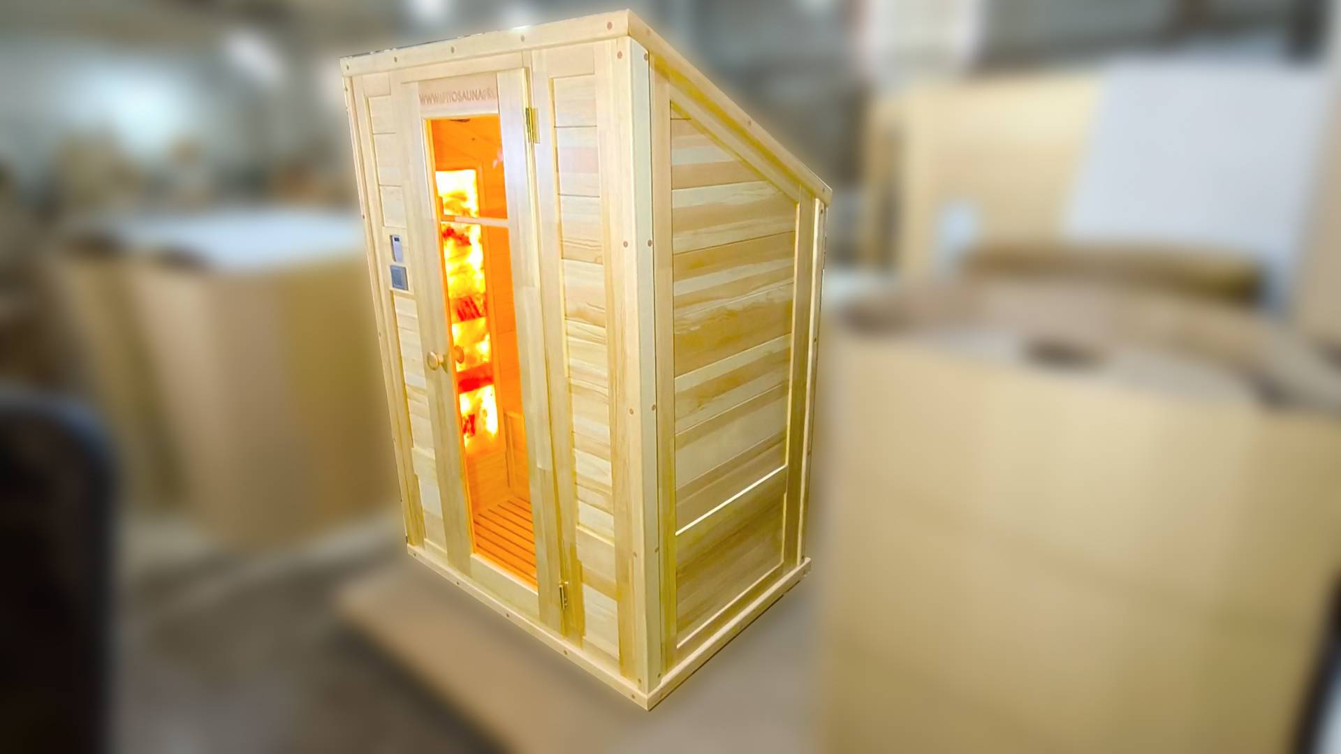 Видеообзор на кедровую ик-сауну с керам. нагревателями и скошенной крышей для установки на мансарде