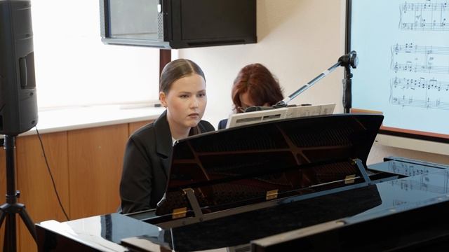 Полищук А.Э., заведующий кафедрой эстрадно-джазового пения