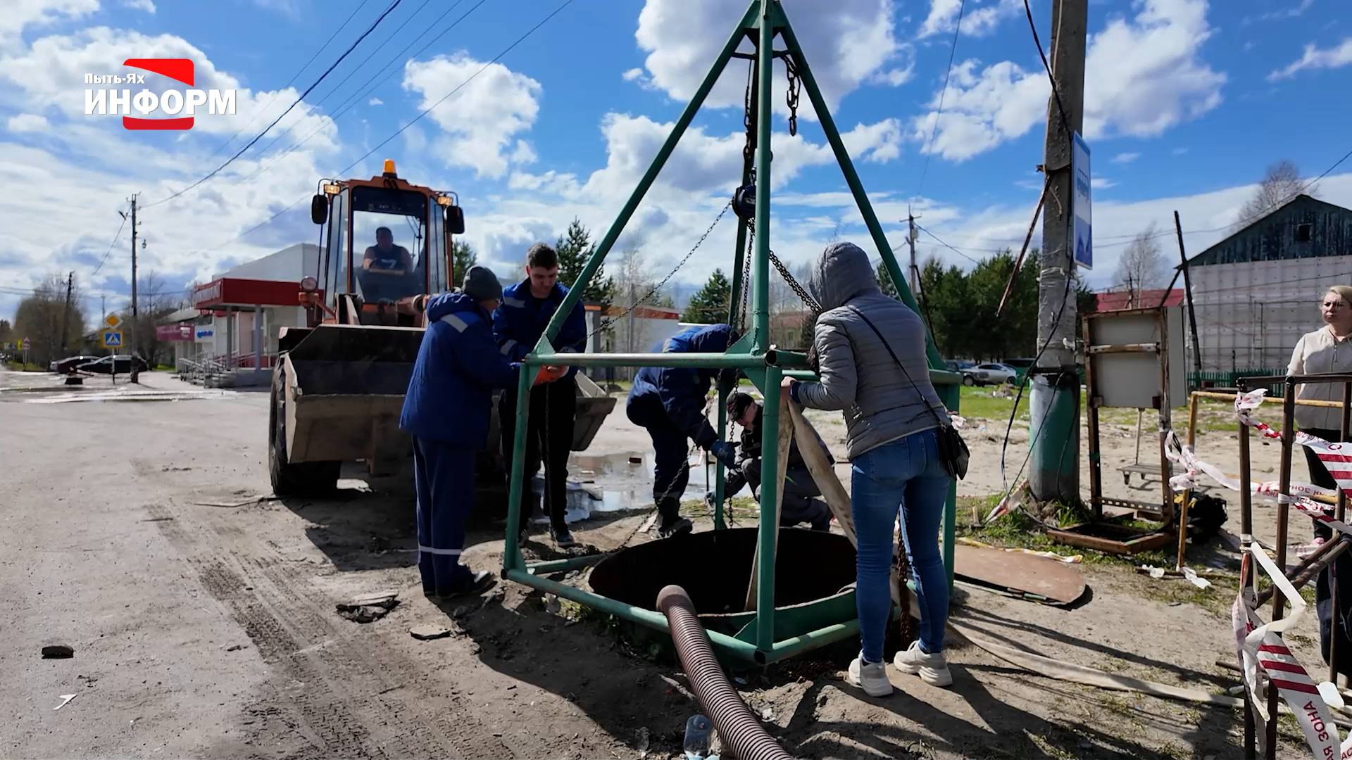 Устранили засор в колодцах 2 А мкр
