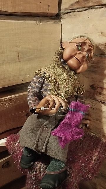 Томск-Красноярск, 2025_03. Живая кукла, Бабушка