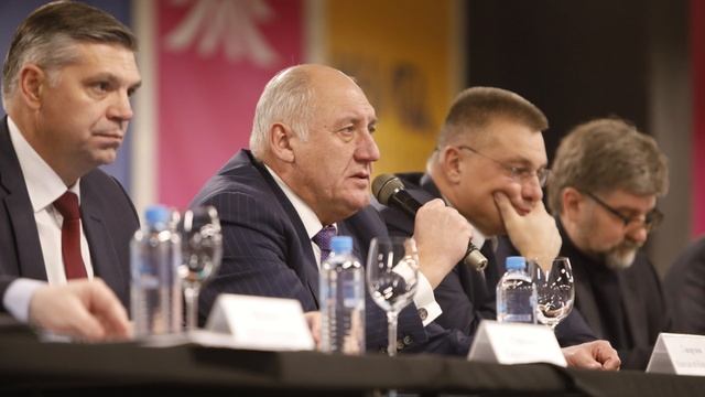 Слайд-шоу с общего собрания членов АМИ РС декабрь 2018 года