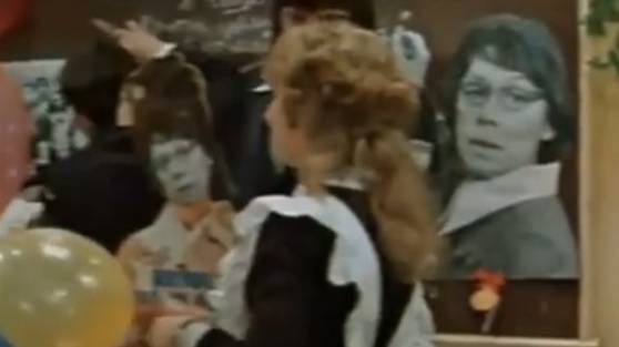 Амандык Курманбаев. Когда уйдем со школьного двора. Подпишитесь на канал.