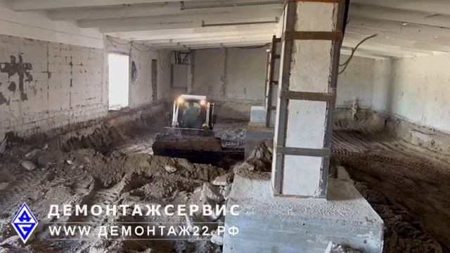 Вывоз грунта и строительного мусора в узкий проем!