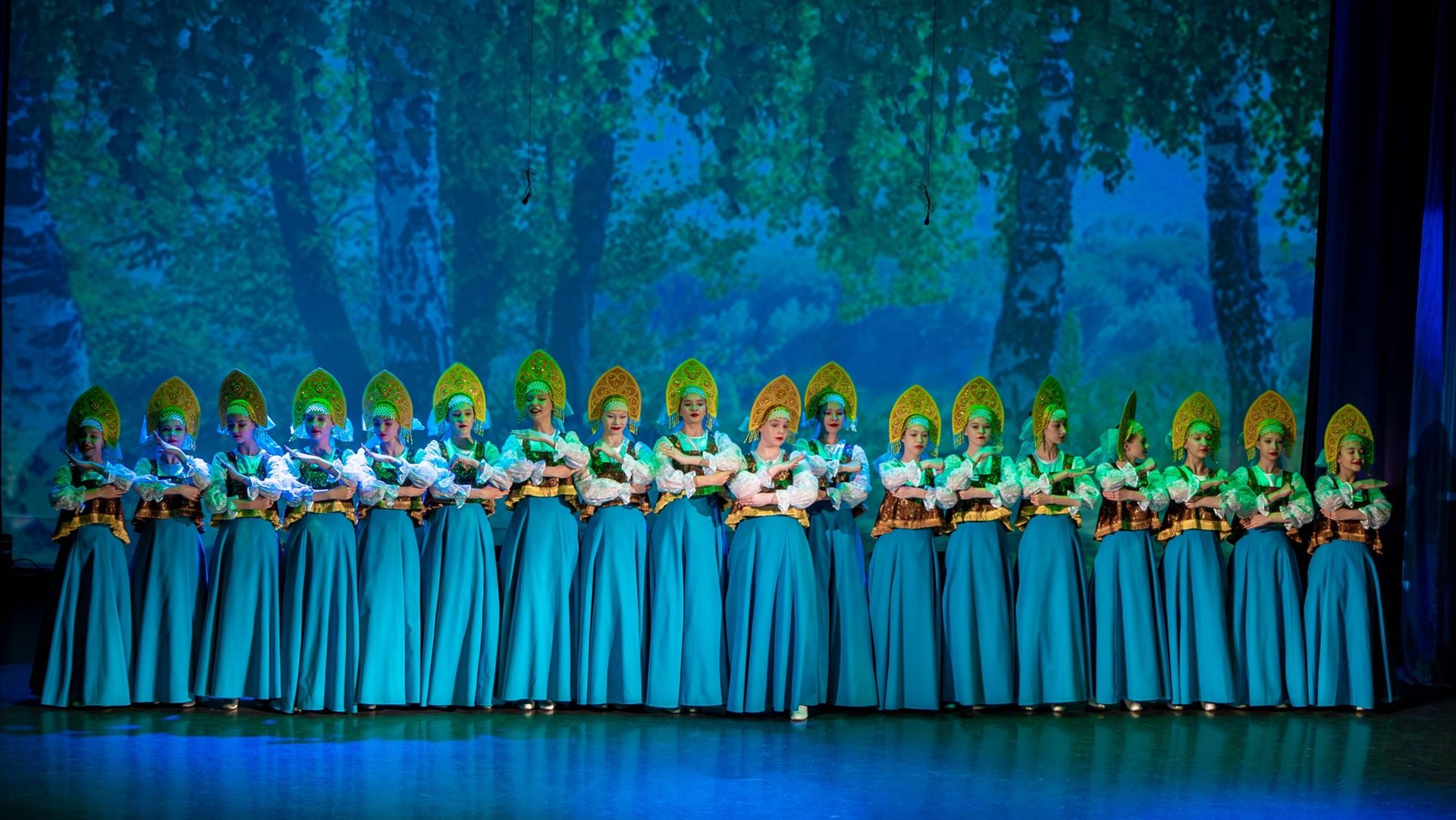 Хоровод с колокольцами