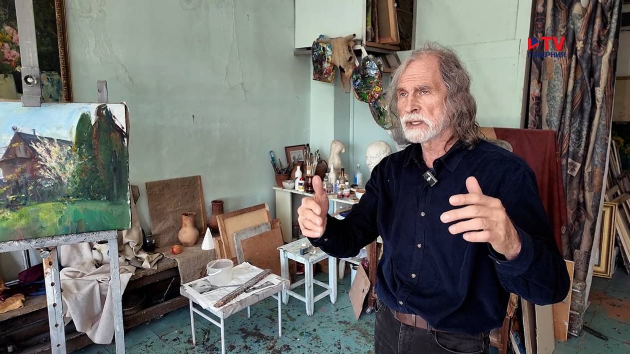 Современники. Александр Лавров