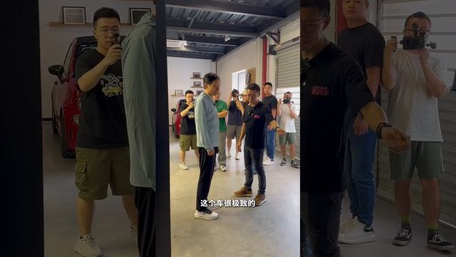 全国人民代表大会代表雷军也得拜山头颜宇鹏