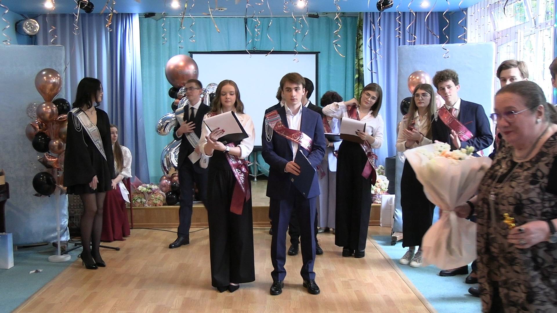 Праздник последнего звонка. 9 и 11 классы (2)