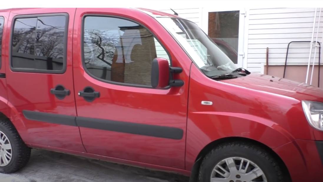 30 км на одном аккумуляторе.