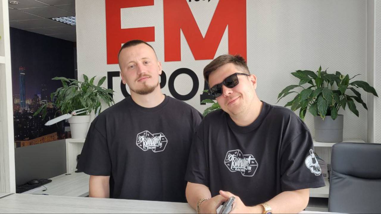 "Посадили японцев на ваз-2102 и они были в восторге!" - пилоты "Цунами" о ярких моментах сезона