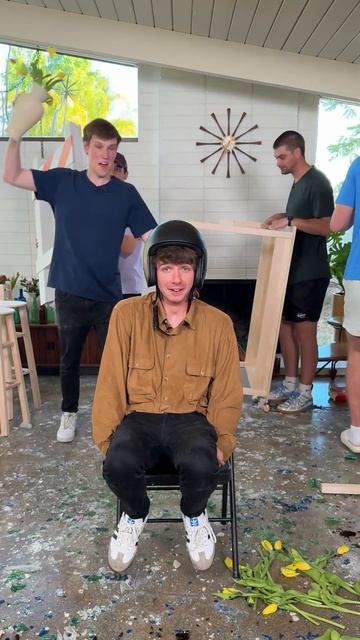 Экстремальная игра в шлем