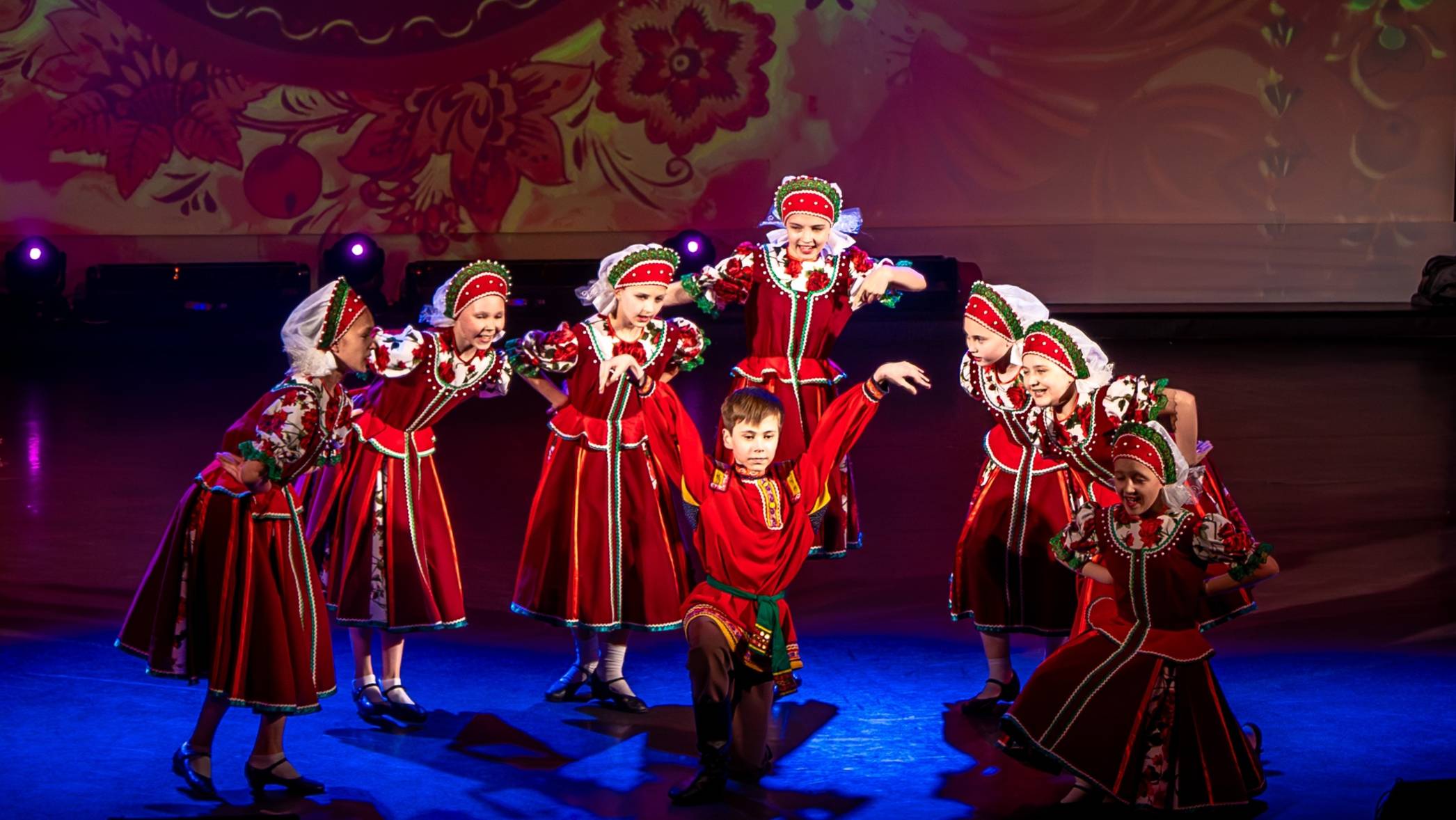 Русский народный танец "Смоленский гусачок"