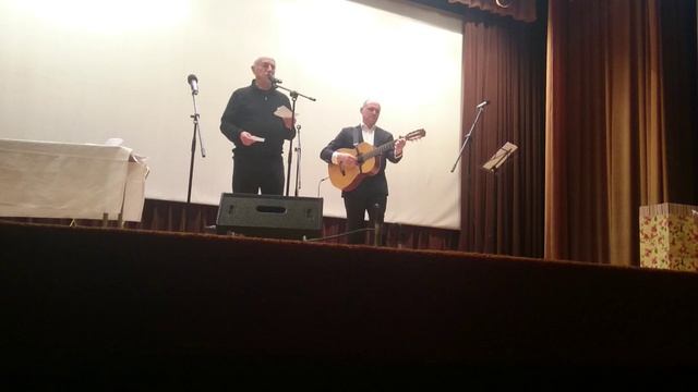 Моряк, покрепче вяжи узлы - Александр Городницкий
Париж 4 мая 2016