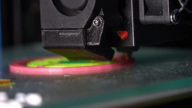 Многоцветный 3d принтер geeetech A10t