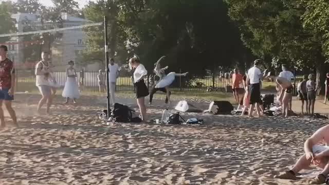 2022 г балет на пляже Пушкин