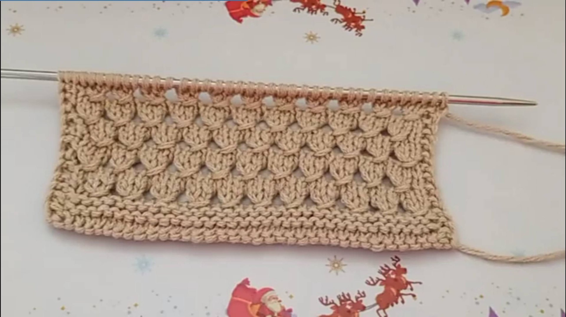 Простой универсальный узор спицами.