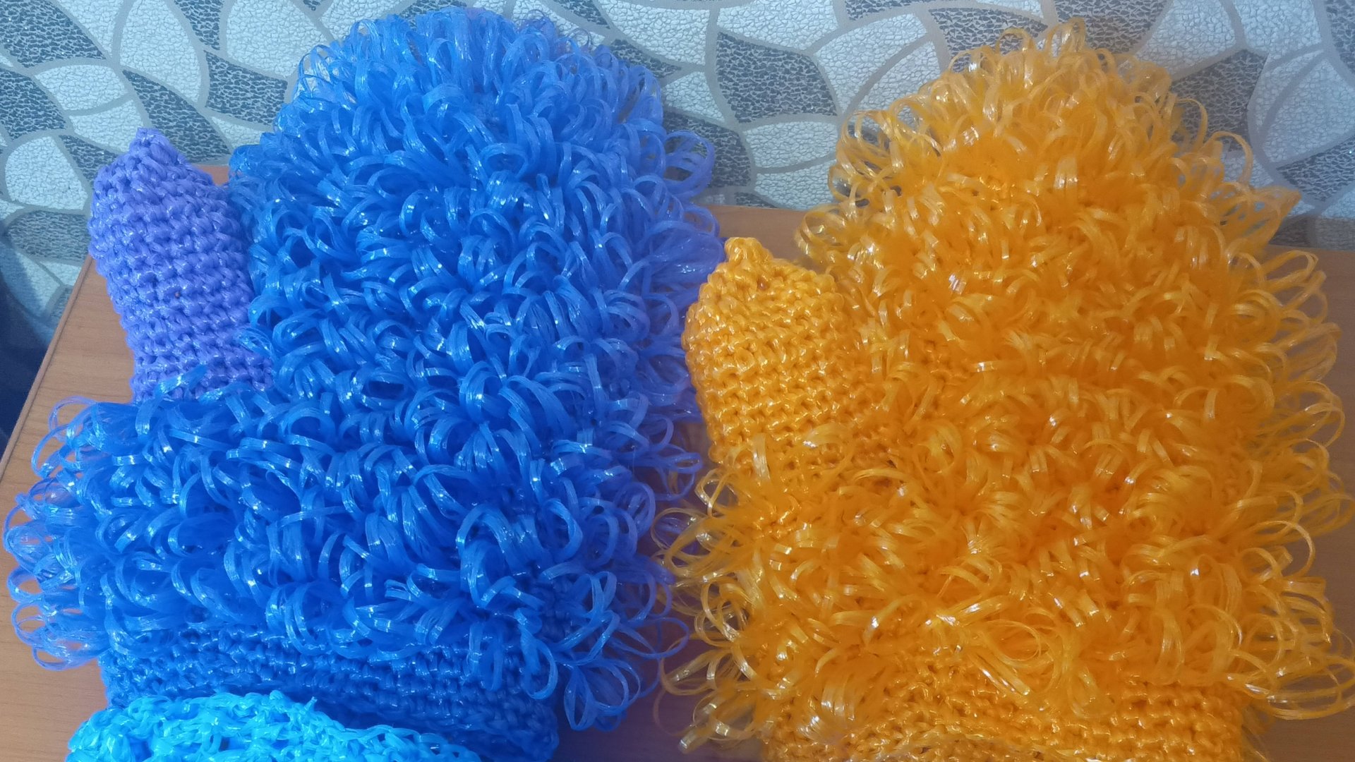 Мочалка крючком на руку  "Варежка" ч. 4 Вяжем верх и палец