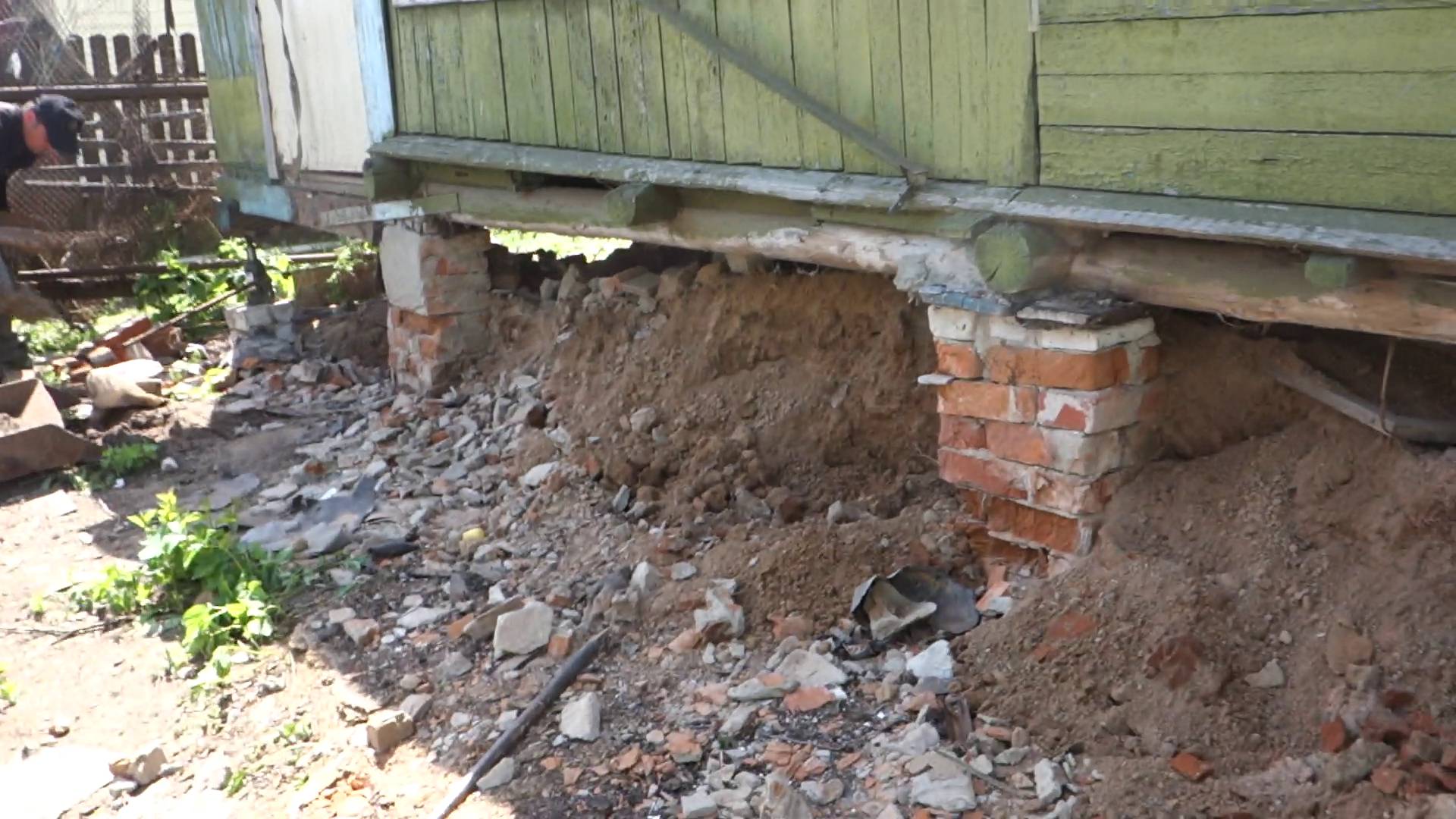 Дачный влог Начали ремонт фундамента дома