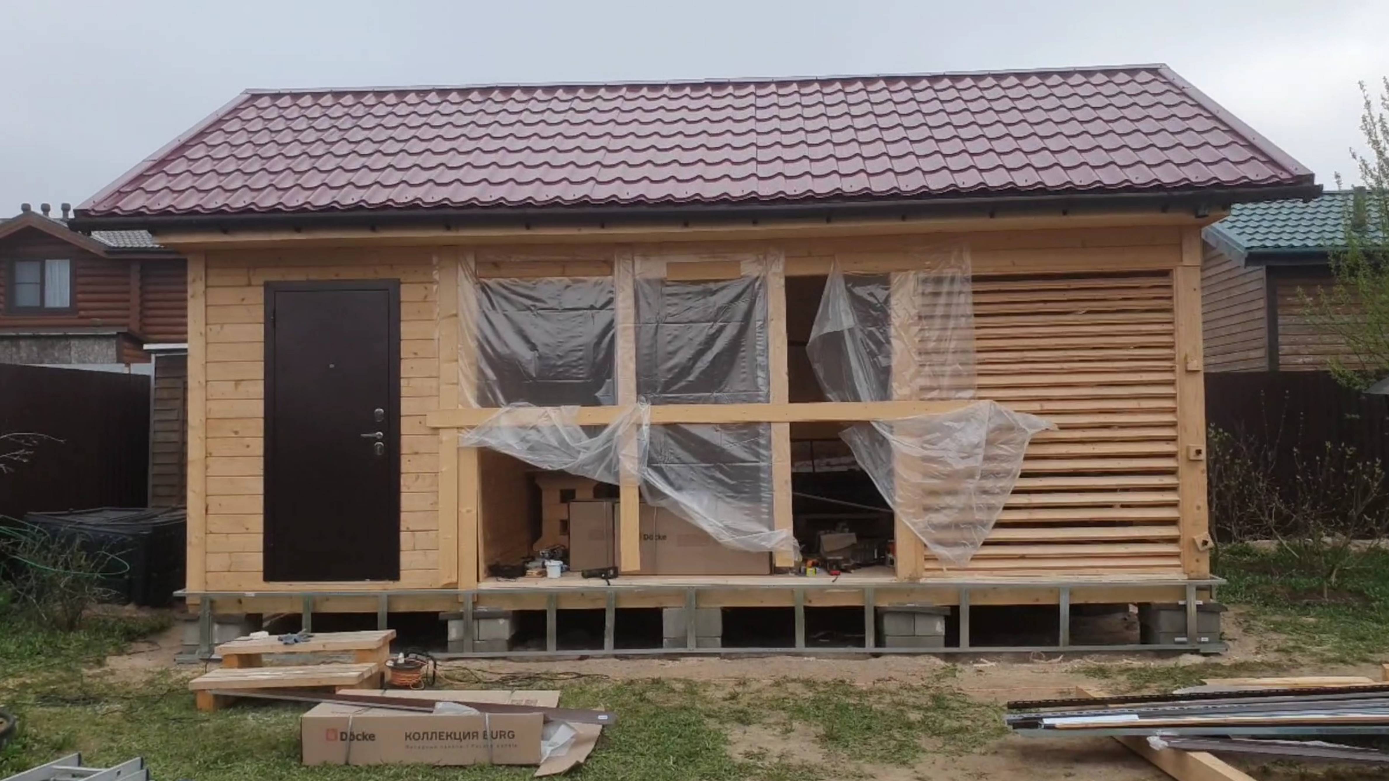 Заказ-Дом: выполнен металлический каркас для наружной отделки фундамента фасадными панелями Docke