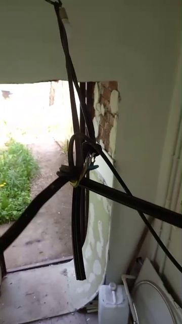 И так сойдёт))). Электрик от бога.