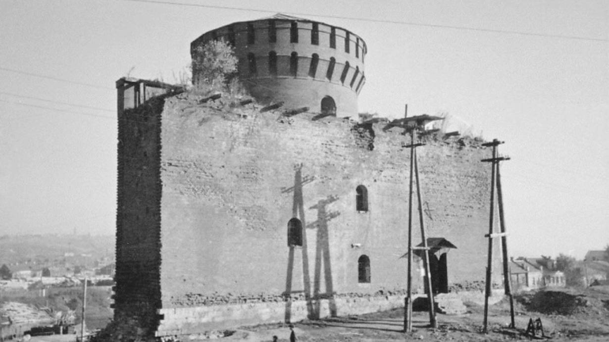 Смоленская Крепость. Костыревская Башня