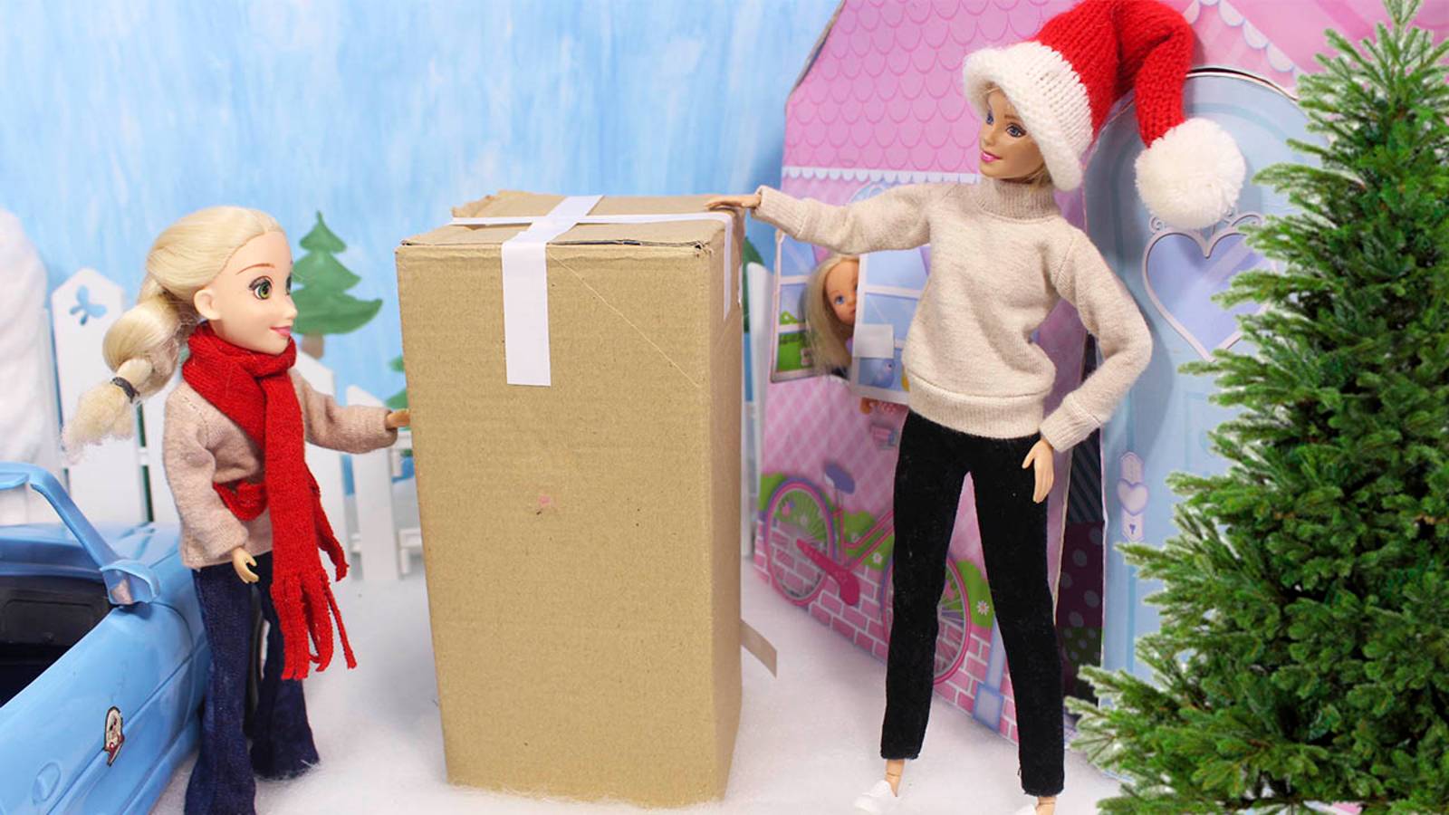 ПОЛУЧИЛИ СТРАННУЮ ПОСЫЛКУ НА НОВЫЙ ГОД - куклы Мама Барби