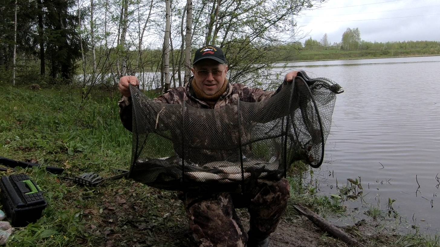 ЛОВЛЯ ЛЕЩА НА ФИДЕР В УСТЬЕ РЕКИ.