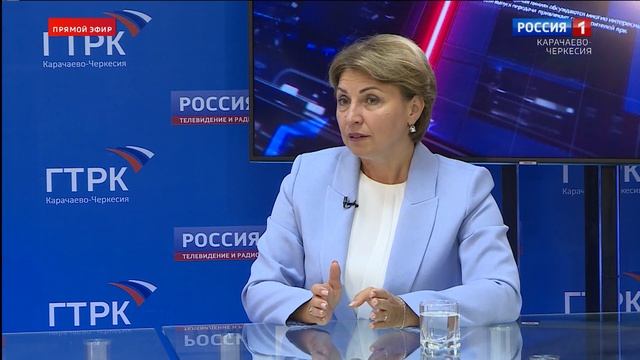 Прямой эфир с министром образования и науки Карачаево-Черкесии Инной Кравченко