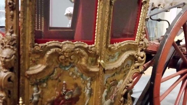 Каретная галерея в музее усадьбе Архангельское. Очень интересная экспозиция получилась.