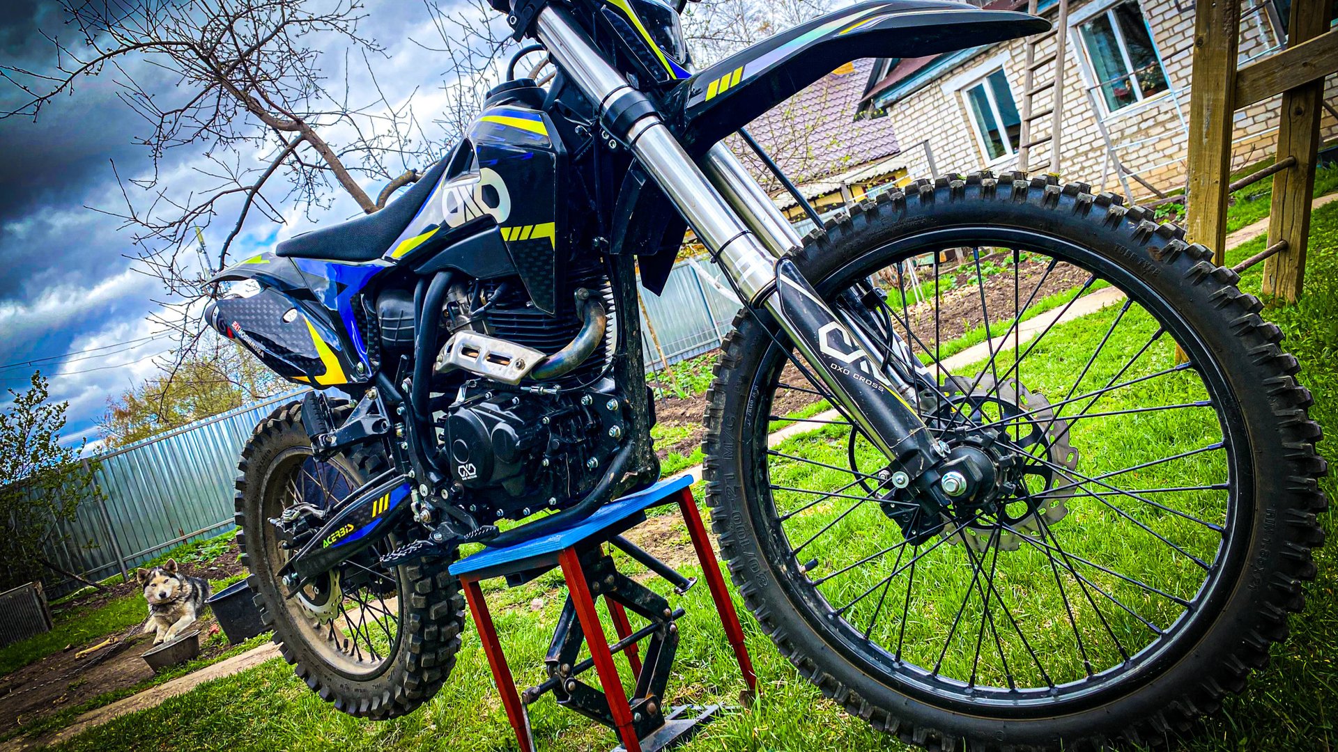 Домкрат для эндуро мотоцикла своими руками