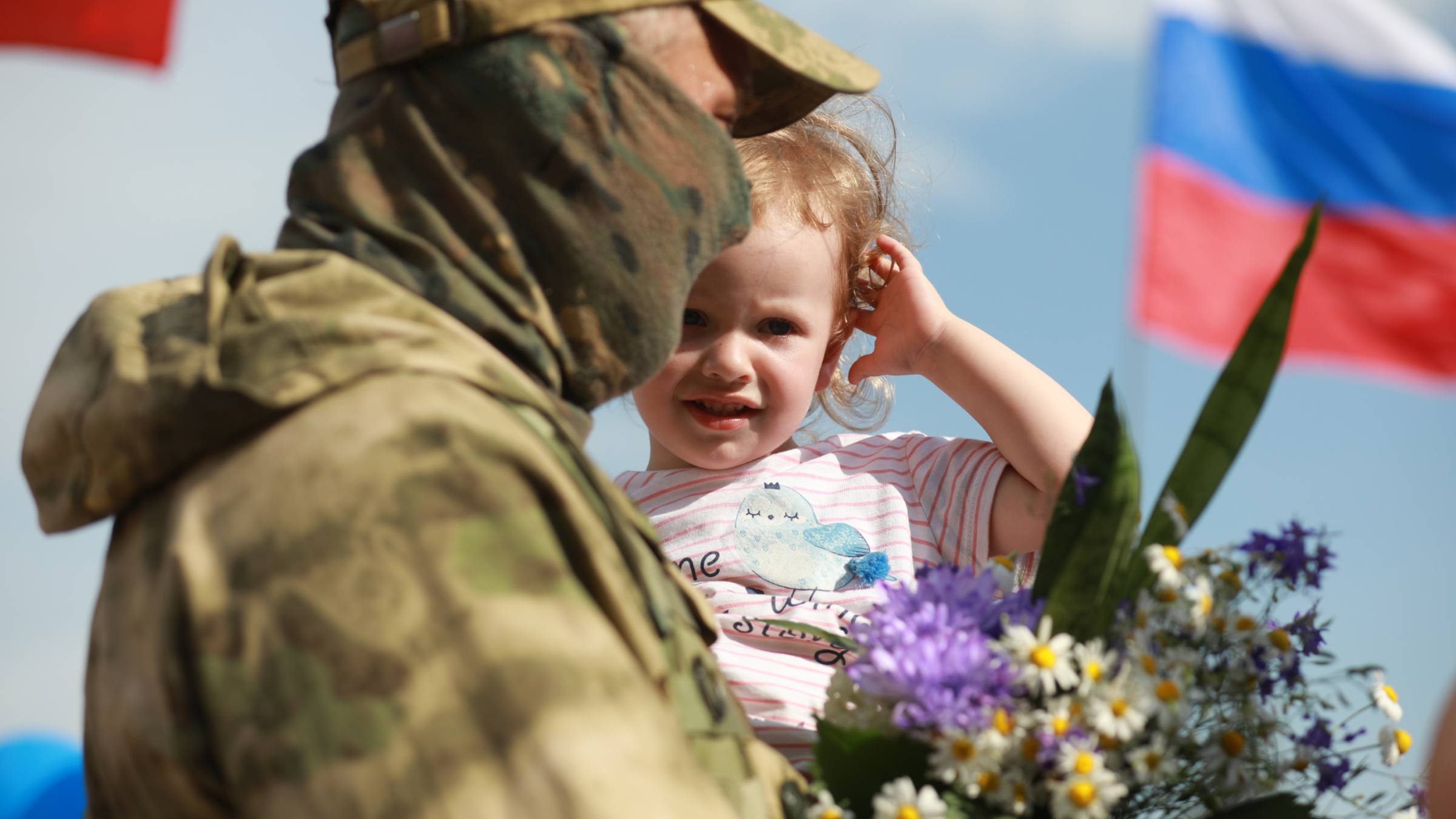 Живой, мой родненький, живой...