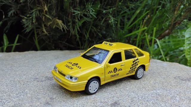 Модель Lada-2114 от Технопарка