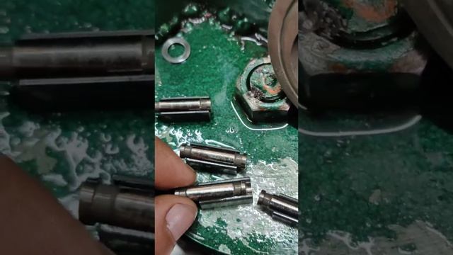 Ремонт насоса с наработкой 70 часов. ТНВД с телескопического погрузчика JCB Delphi 9520A324G