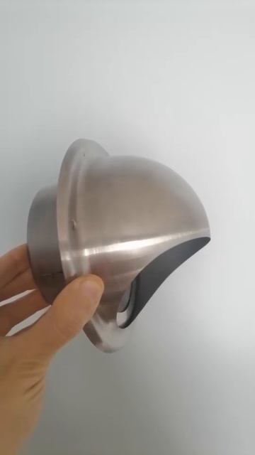 Выход стенной (уличный) из нержавеющей стали ARIUS Ecto-125 - видео покупателя