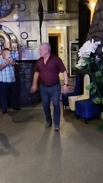 Танцуй, пока молодой. Танцы с Ильей Шеремет