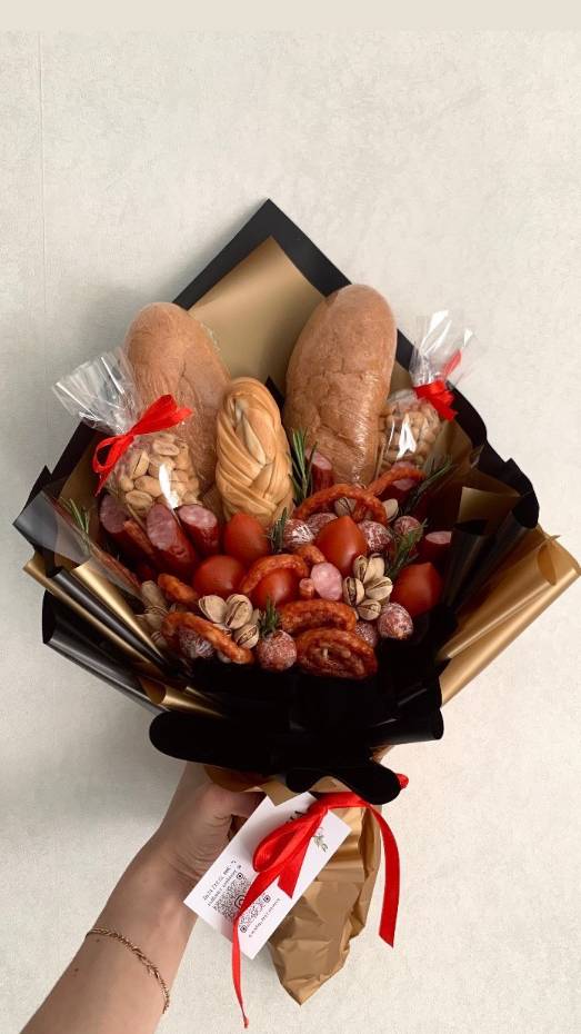 Мужские съедобные букеты. Удивите мужчину оригинальным подарком — создайте букет из продуктов