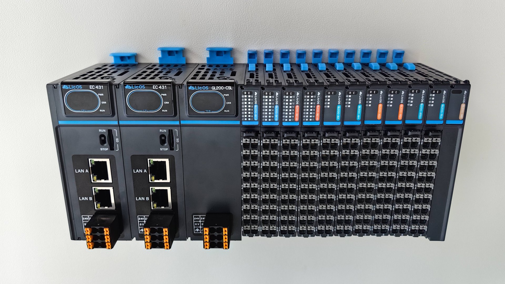 Обзор ПЛК LicOS EC431 с поддержкой горячего резервирования