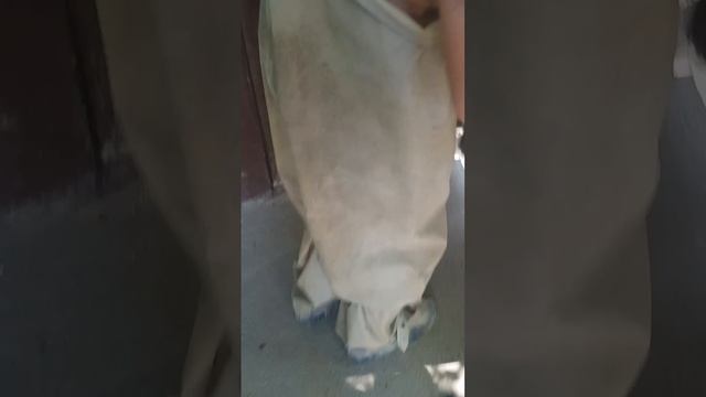 Раскопки в подвале дома. Сбежавшие грунтовые воды