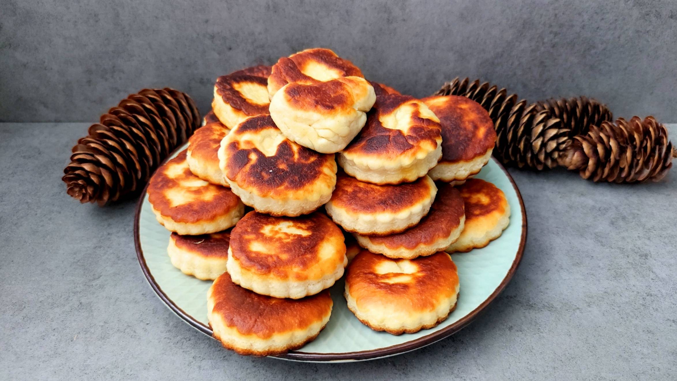 Банка сгущёнки и яйцо. Сладкие оладьи на завтрак. Рецепт завтрака. #топыкатегорий