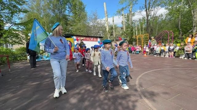 дс 329 парад победы 2025 год