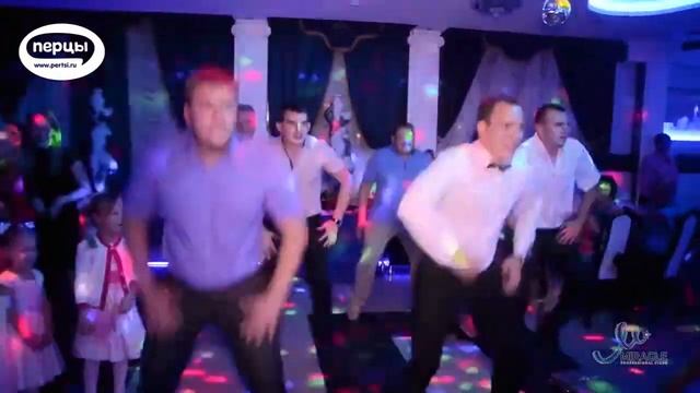 Ведущий Сергей Синицын