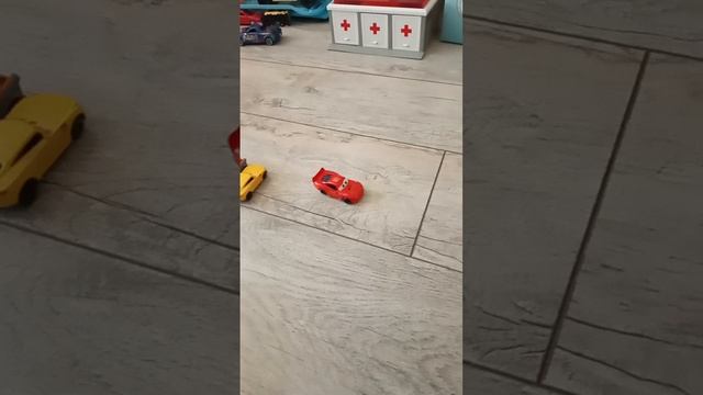 Мини-фильм про тачки