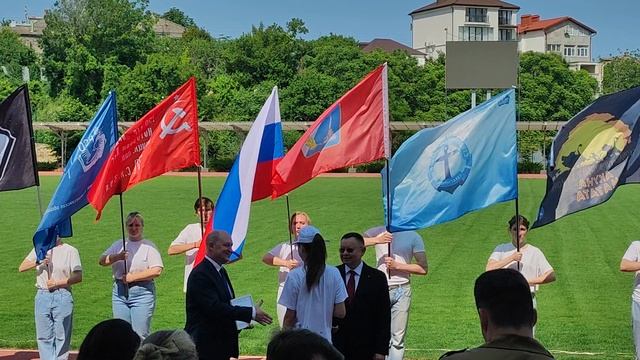 Губернаторский школьный трудовой отряд "Буревестник"