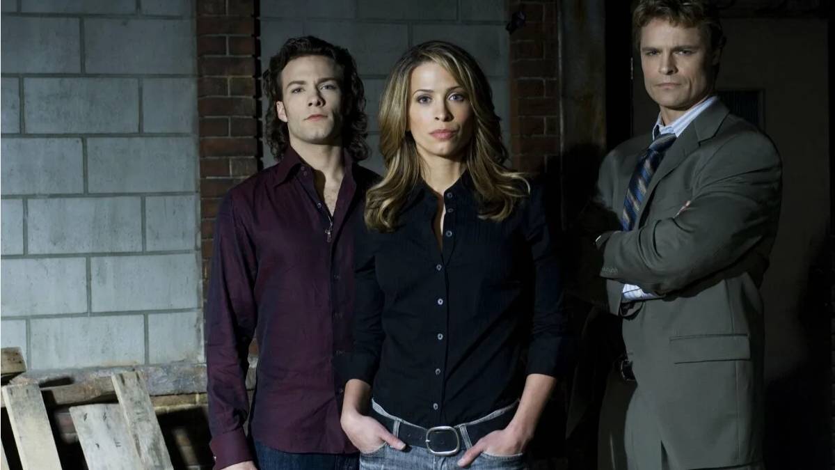 Кровавые связи - 2 сезон 7 серия «В обёртке» / Blood Ties