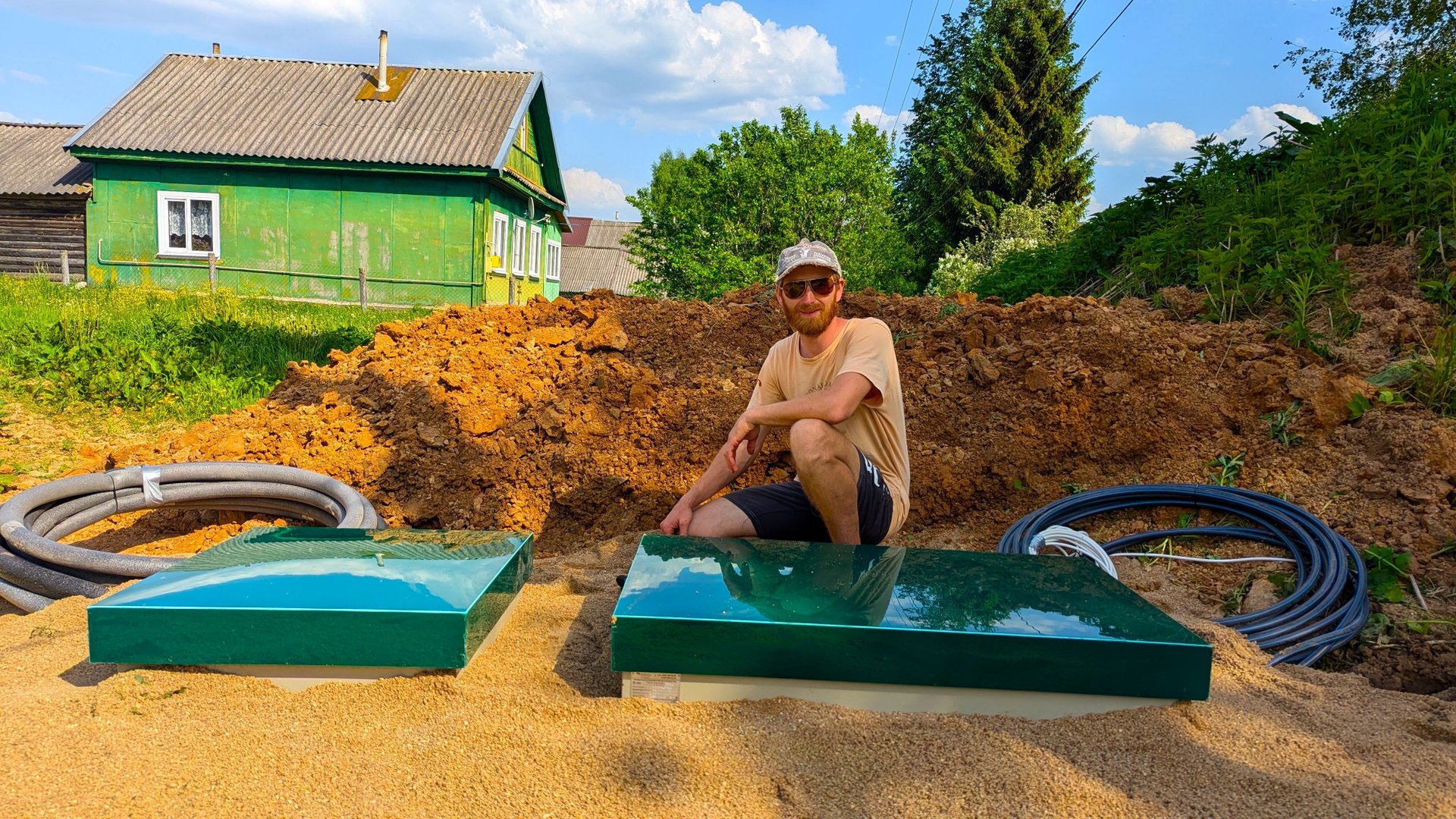 Работа в огороде и септик для нового дома.