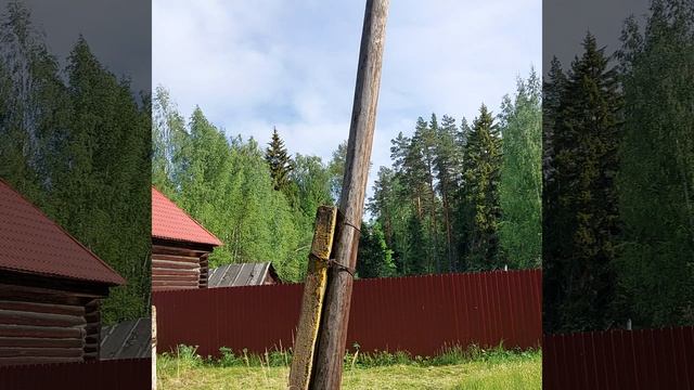 Вид на дом с улицы (и вид из окон). Мезиновский-2