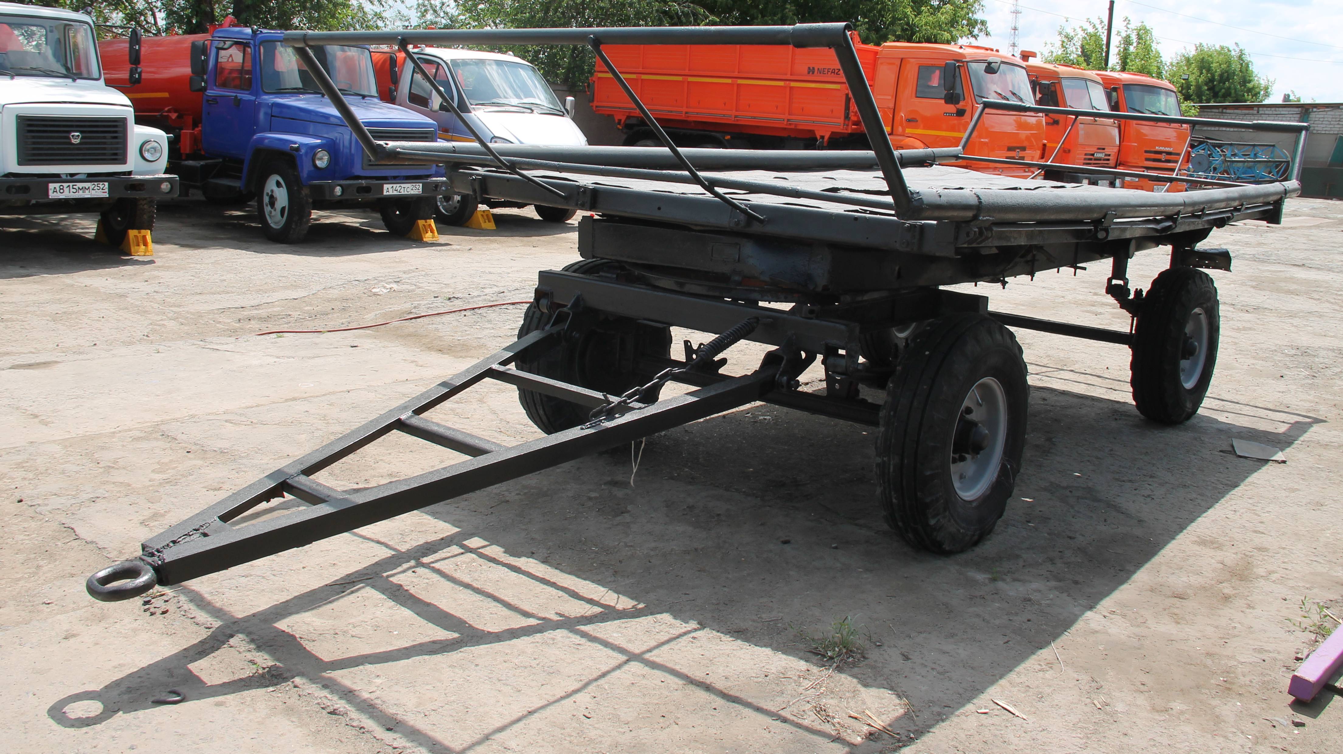 Прицеп тракторный для транспортировки рулонов