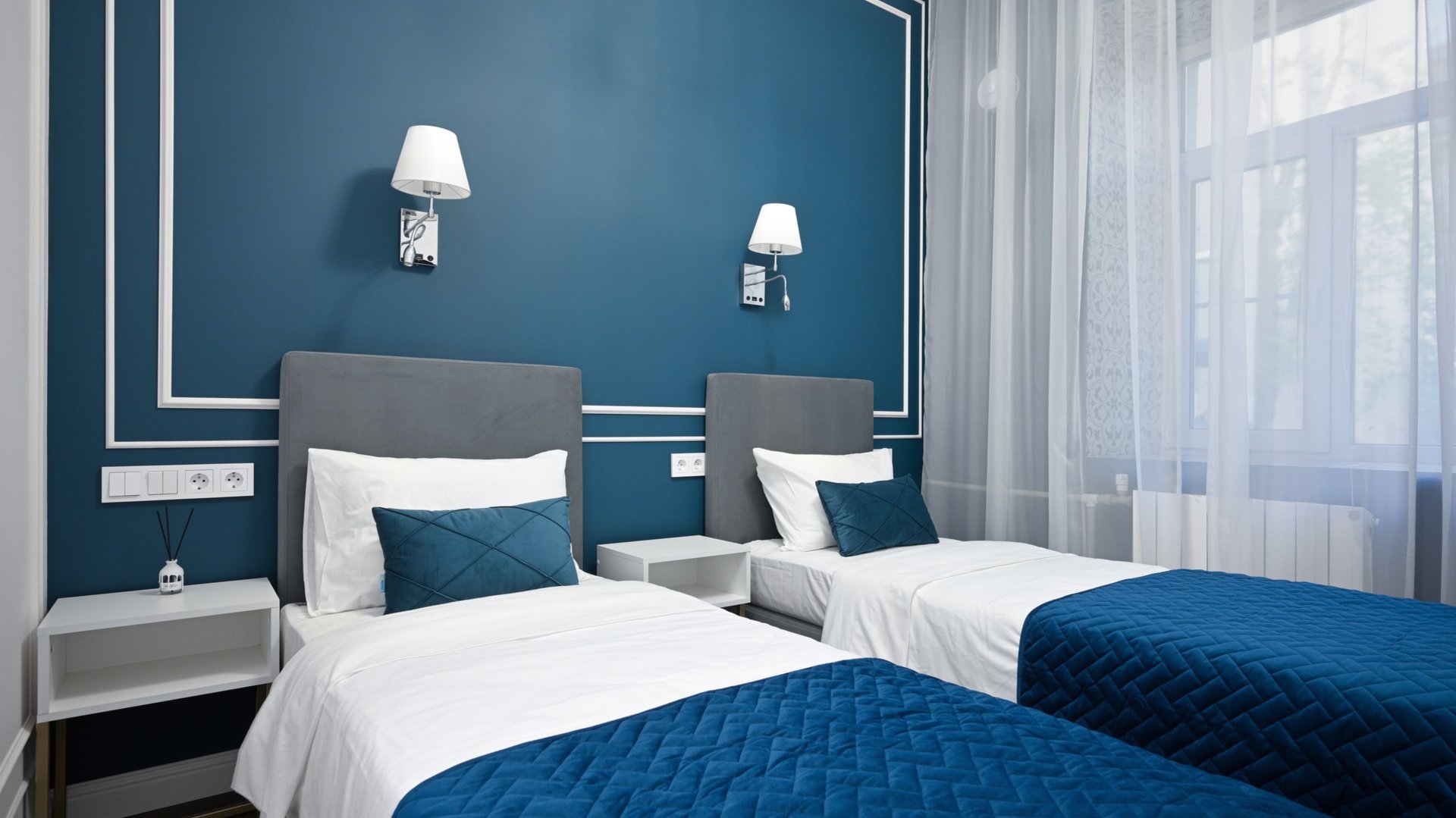 Комната №1 в мини-отеле 1912 у метро Владимирская (Свечной 4)