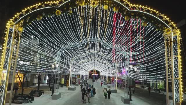 Челябинск. Светомузыкальный тоннель