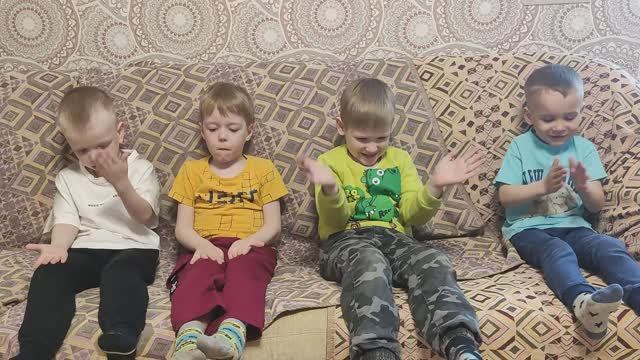 Работаем над переключением у малышей на программе "ПредАзбука" и "Азбука"