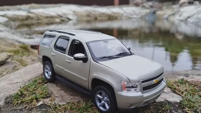 Модель Chevrolet Tahoe третьего поколения от Welly